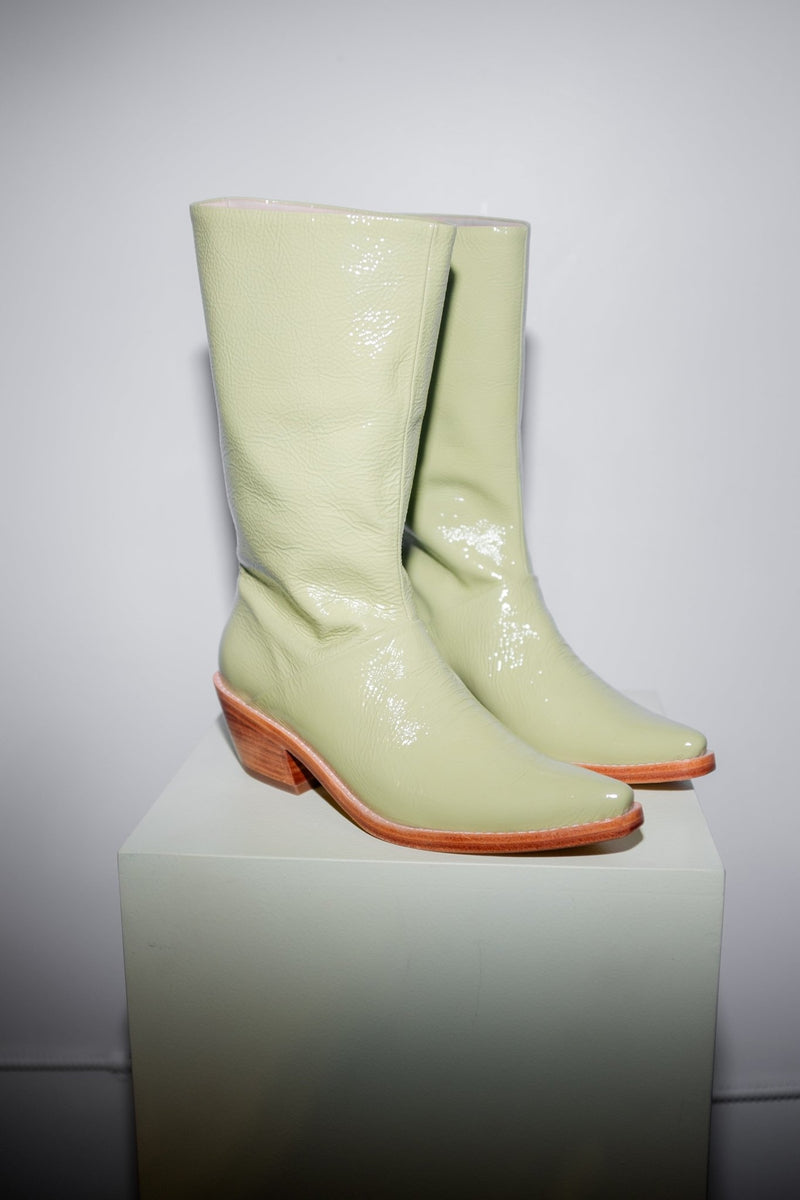 Jackie Boot in Glossy Pistachio – et Tigre